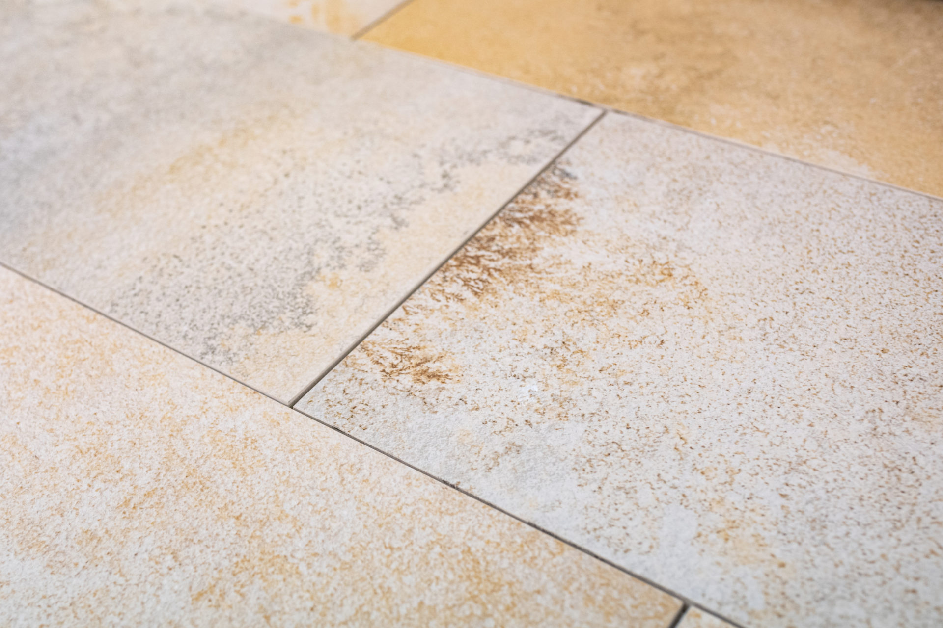 Ausstellung – Fliesen Puffer